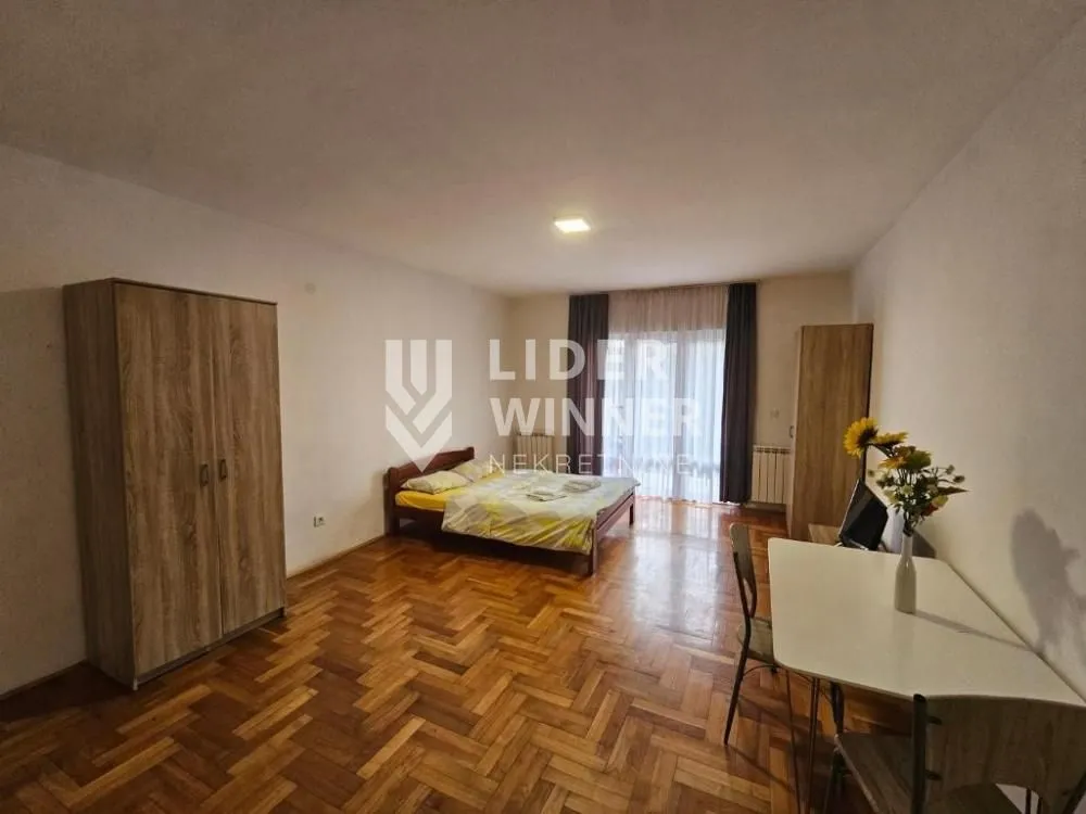 Izdavanje, dvosoban stan, 68m2, Đeram Pijaca, Beograd