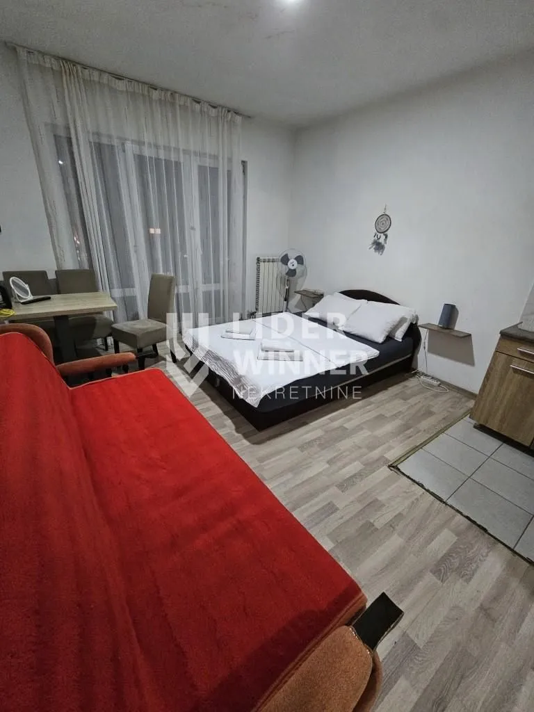 Izdavanje, garsonjera, 30m2, Đeram Pijaca, Beograd