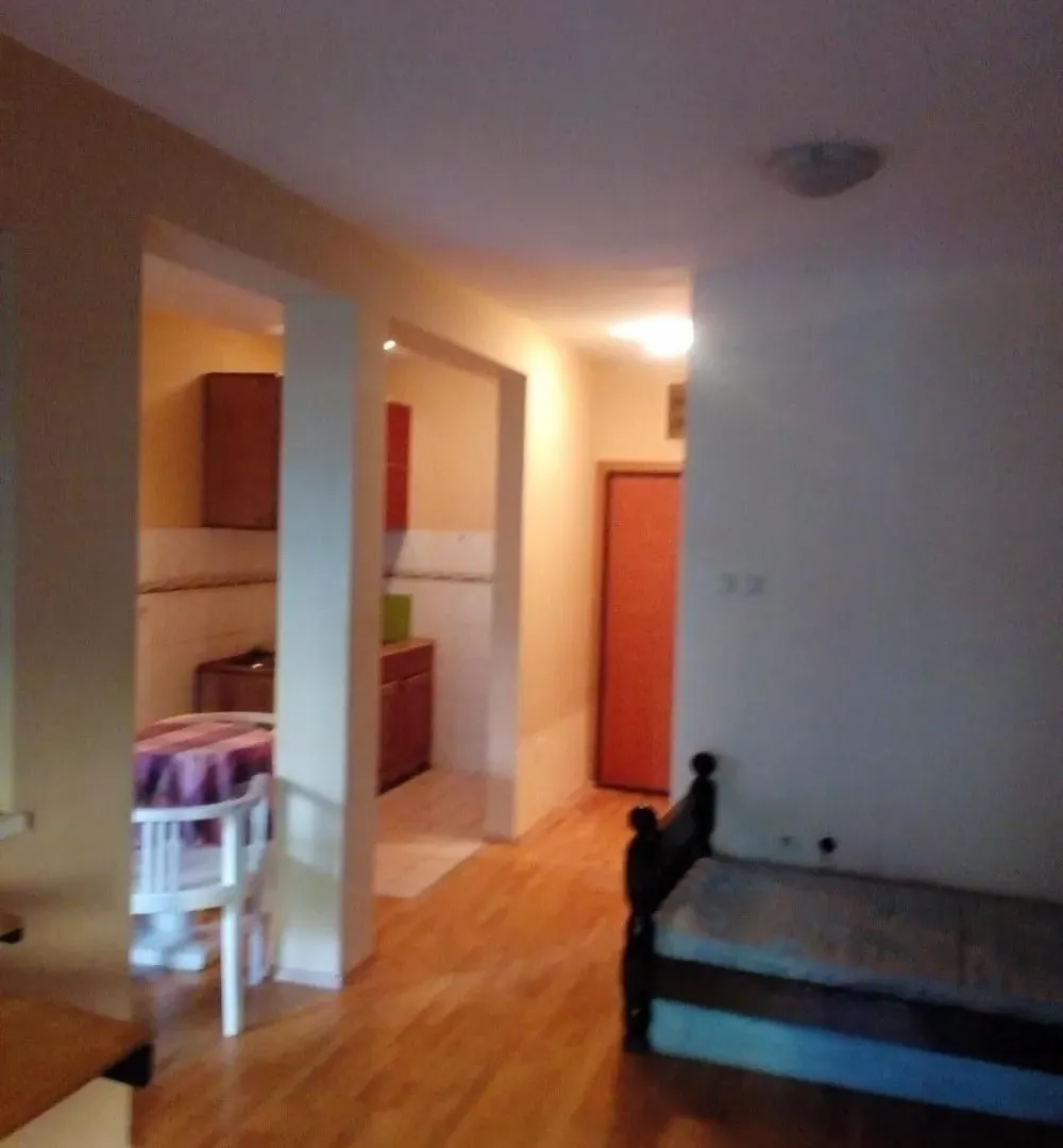 Izdavanje, jednosoban stan, 33m2, Grbavica, Novi Sad, Novi Sad