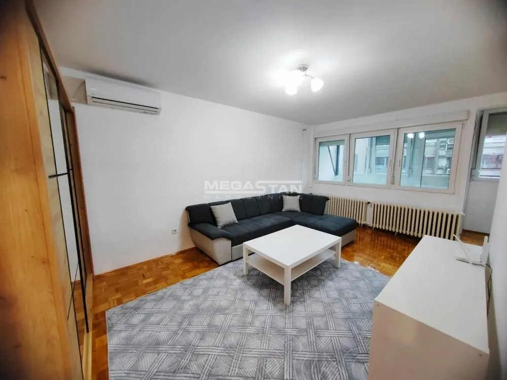 Izdavanje, trosoban stan, 70m2, Novi Beograd Blok 22, Novi Beograd, Beograd