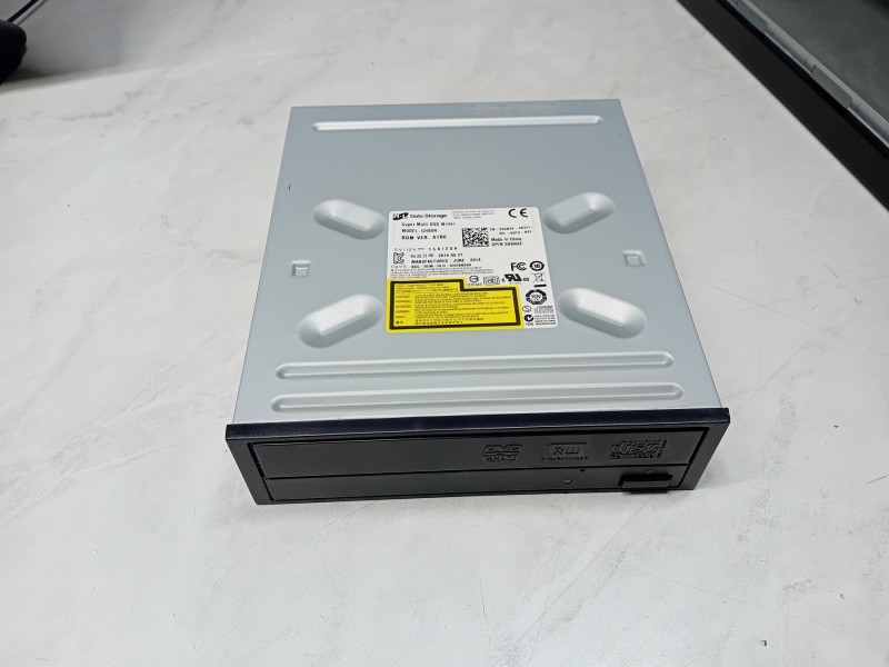 dvd rw sata hitachi lg ispravan