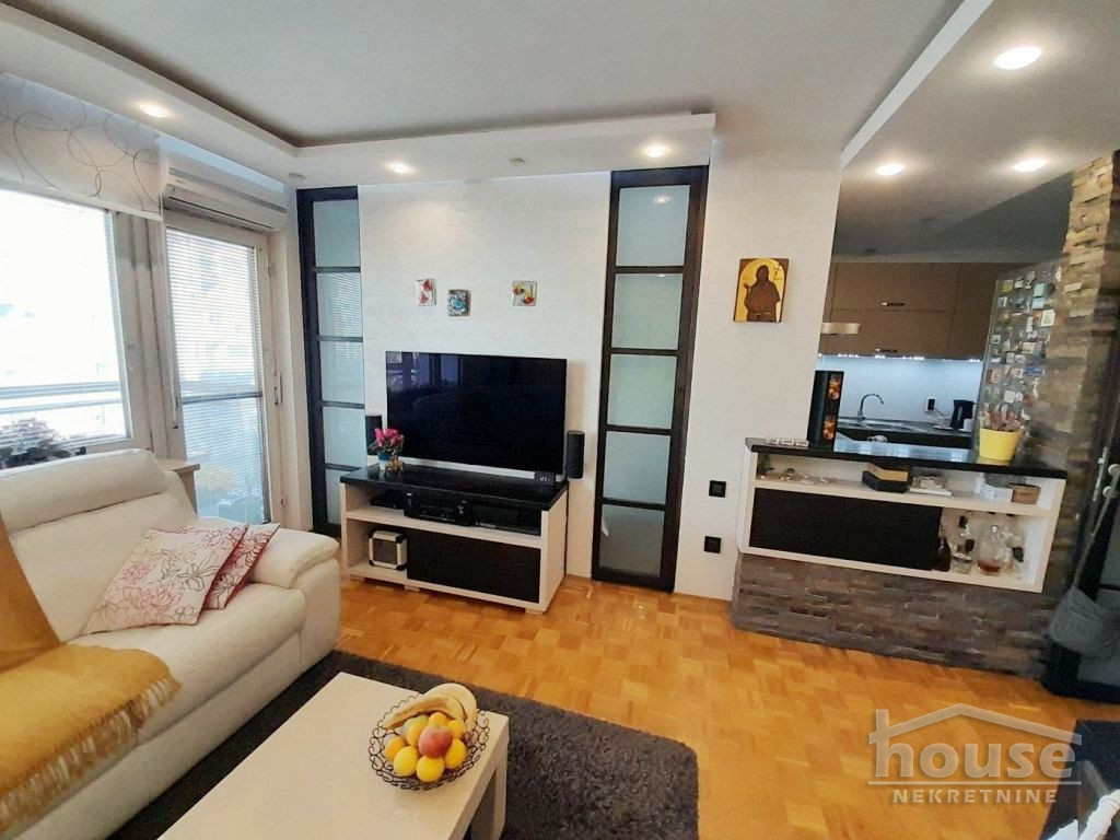 ID 1060474, Novi Sad, BULEVAR