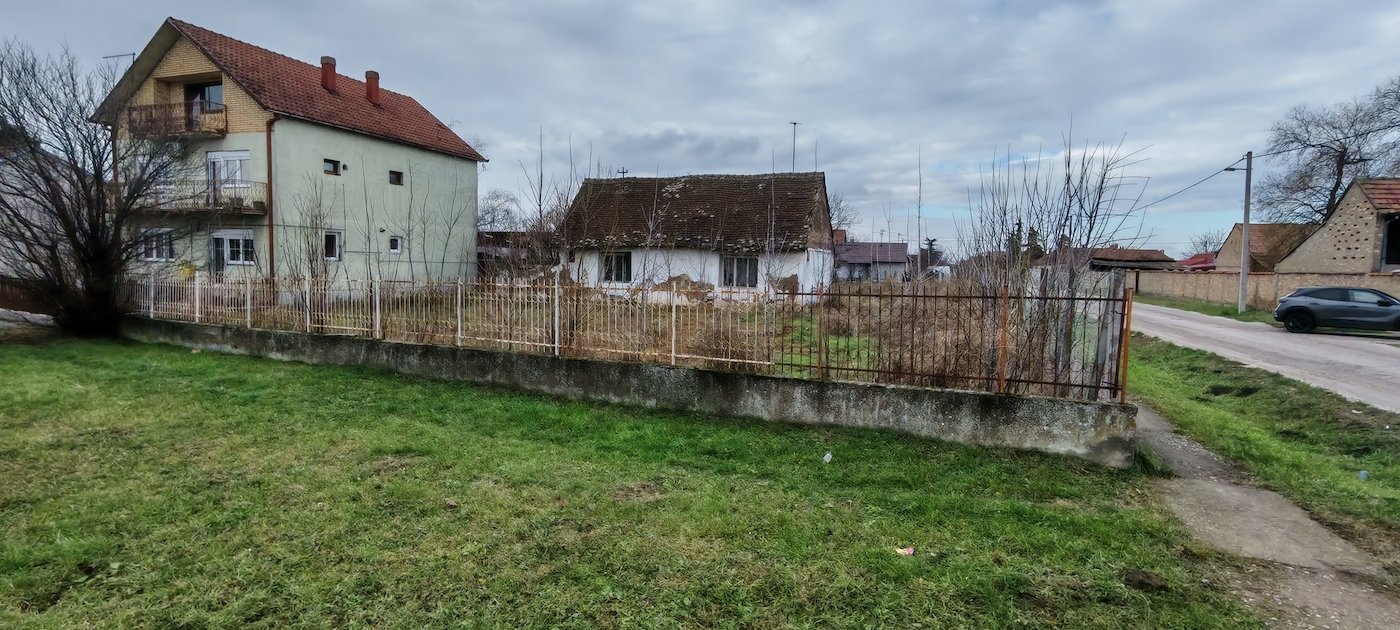 ID 3595417, Sremski okrug, Ruma Ruma,Železnička