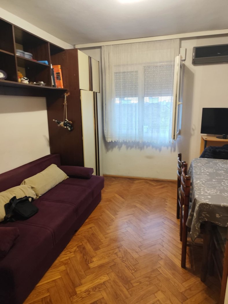 ID 3595504, Beograd, Zemun Zemun (centar),Glavna