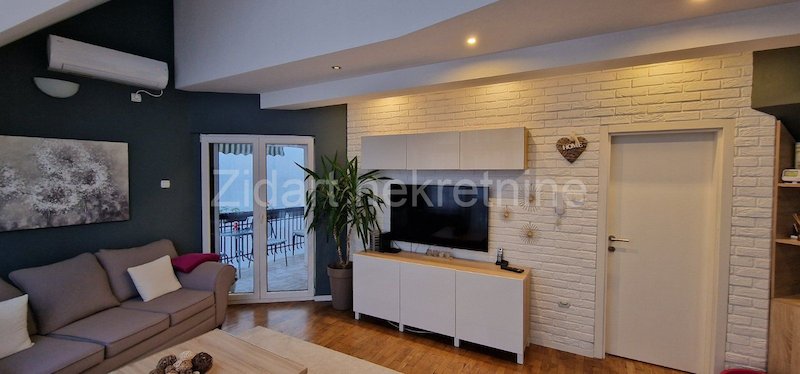 ID 3520328, Beograd, Zemun Zemun (centar),