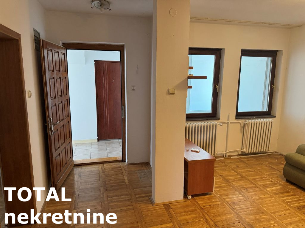 ID 1098994, NOVI SAD, SALAJKA