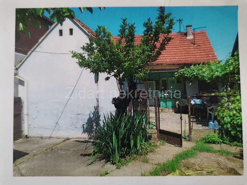 ID 3535225, Beograd, Zemun Batajnica,