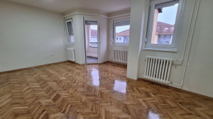 DVOIPOSOBAN kompletno renoviran Liman 4 53m2