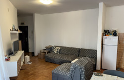 Stan-Apartman za Duži Najam, Učiteljsko Naselje, Zvezdara, Beograd, €600