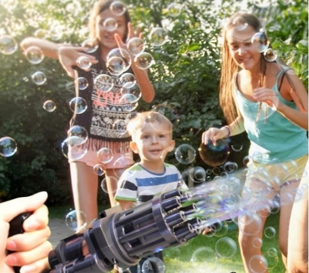 Pistolj za Mehurice NOVO Pistolj za Balone Bubble Gun AKCIJA Cene