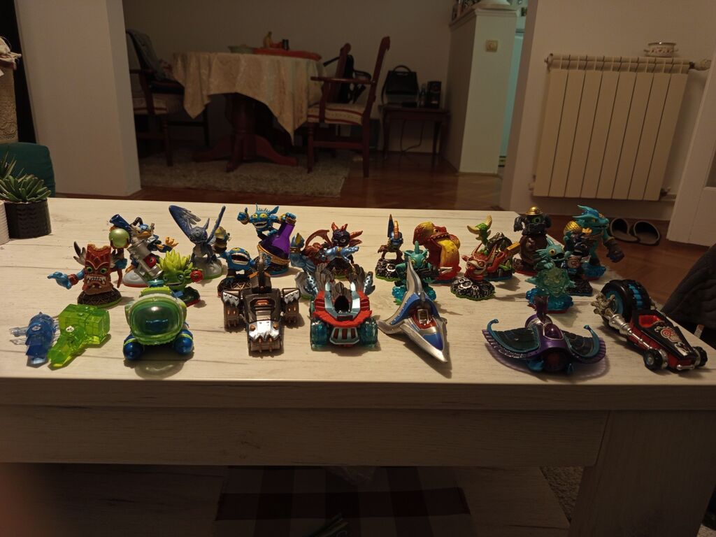 Skylanders figure Cena pojedinačne figure 250din Cena Skylanders