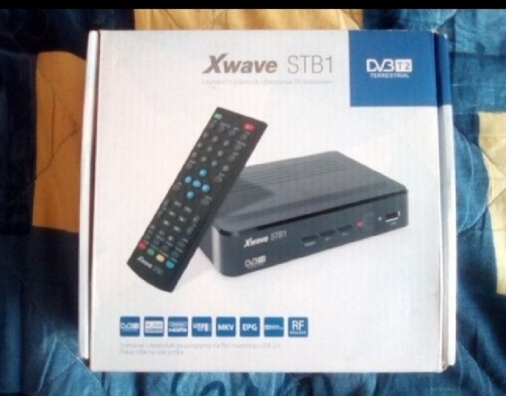 SetTop Box Xwave STB1, DVB-T2 sa RF modulatorom i za starije