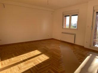 55m² 121.000€
Beograd, Novi Beograd, Ledine, Miodraga Petrovića Čkalje