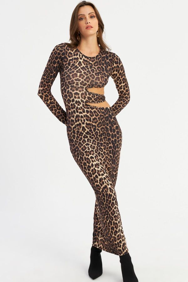 Cool & Sexy Women's Camel-Black Low-Cut Leopard Maxi New Year's Dress LIK9