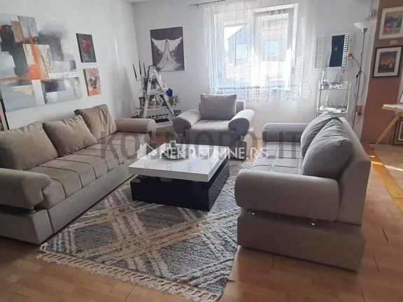 Gradska lokacija, Vojlovica, Vojlovica, Kuća, 112m2, 85000 EUR