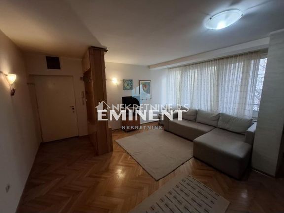 Vračar, Kalenić pijaca, Ivana Đaje, 3.0, 67m2, 1100 EUR