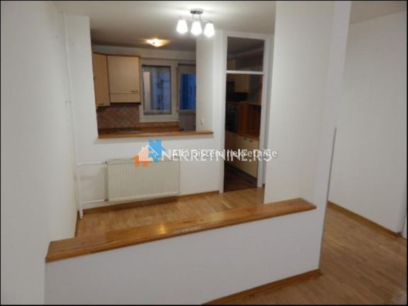 Novi Beograd, Blok 25, Arena, 2.0 stan, 67m2, 800 EUR, ID 43134