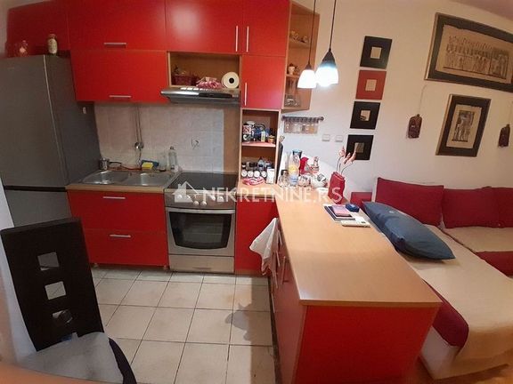 Dvoiposoban dupleks na Grbavici, 55m2