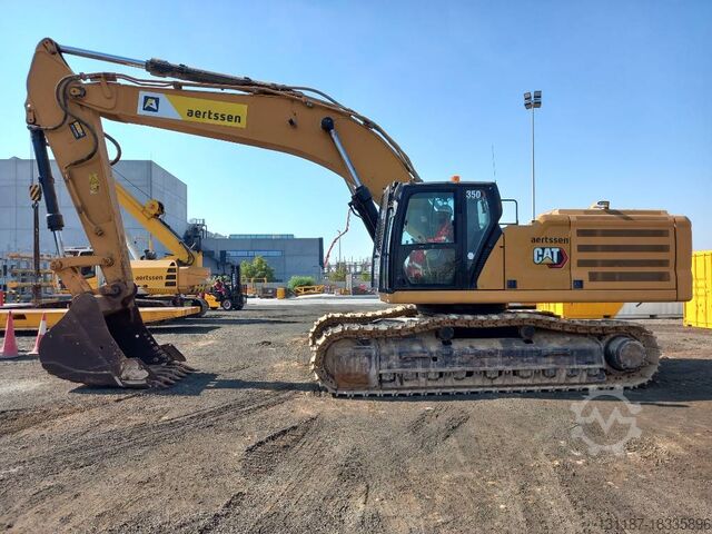 Bager za puzanje
CAT 350 (Abu Dhabi)