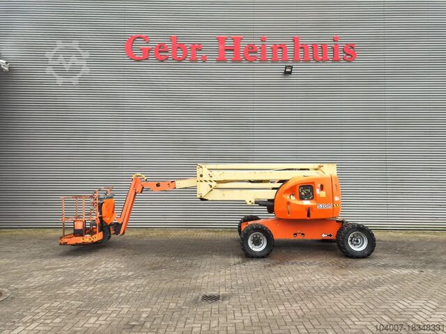 Artikulisan teleskopski bum lift
JLG 510 AJ