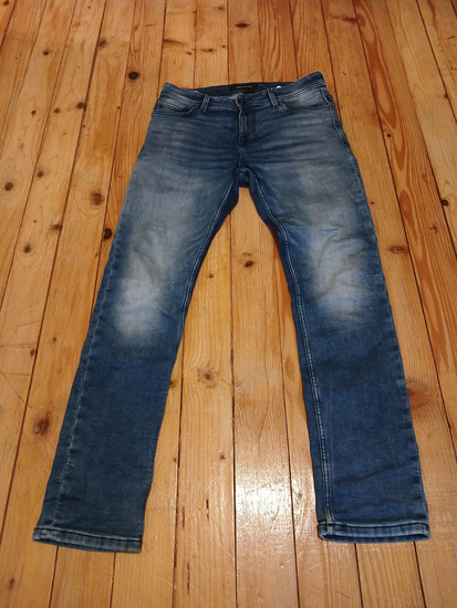 Farmerke skinny fit rastegljive