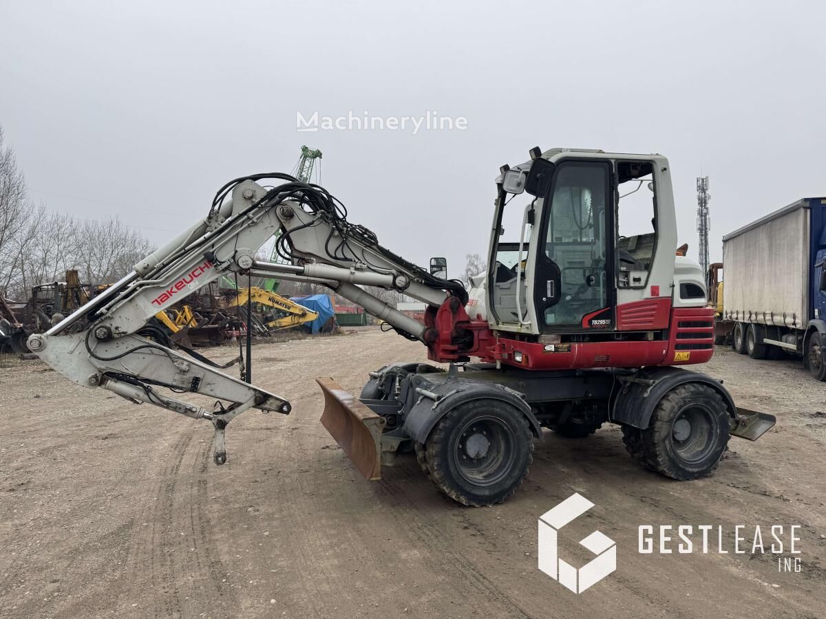 Takeuchi TB295W bager točkaš nakon udesa