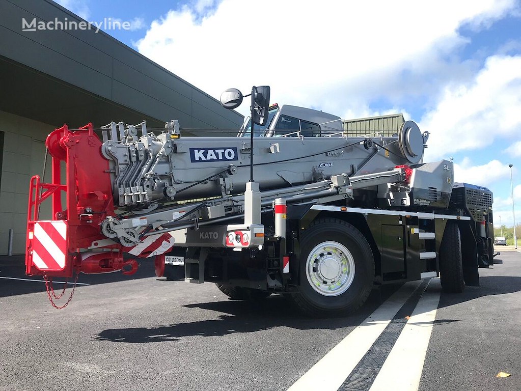 Nova Kato CR-250Rv - City Crane with 29 Meter Main Boom and 7.5t Searcher pokretna dizalica