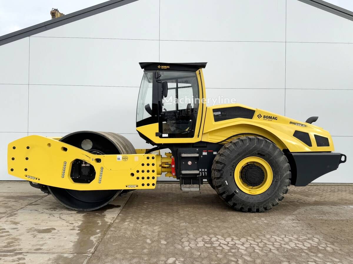 Novi BOMAG BW226D-5CL kompaktor s jednim valjkom