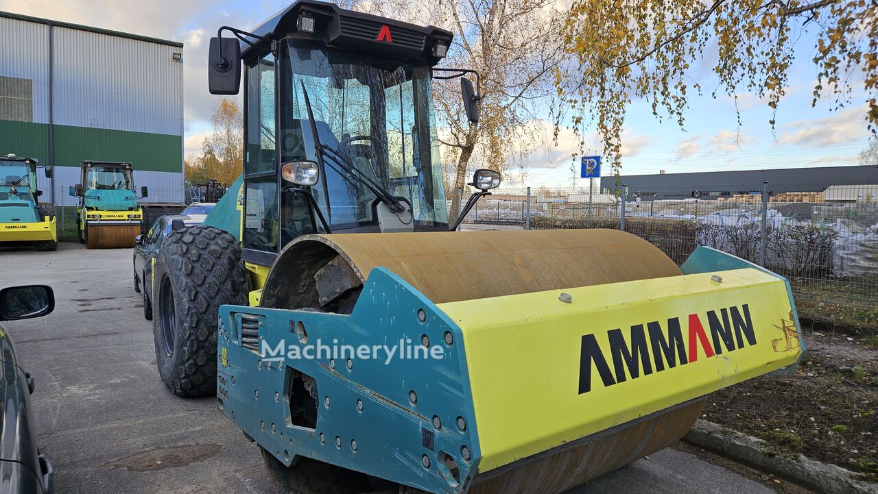 Ammann ARS110 ACE Force kompaktor s jednim valjkom