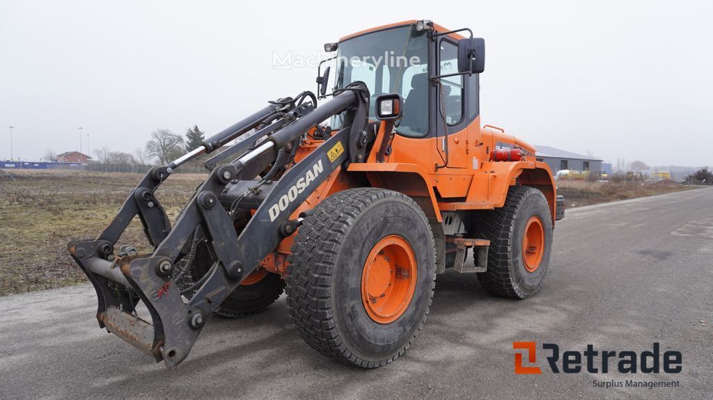 Prodaje se Doosan DL 200 TC prednji utovarivač na aukciji