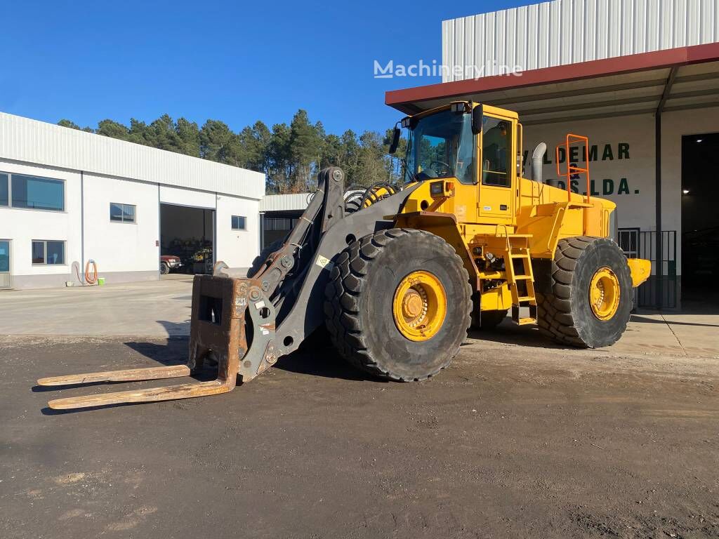 Volvo L 220 E, L220, L 220E, L220E, Quick hitch and fork prednji utovarivač