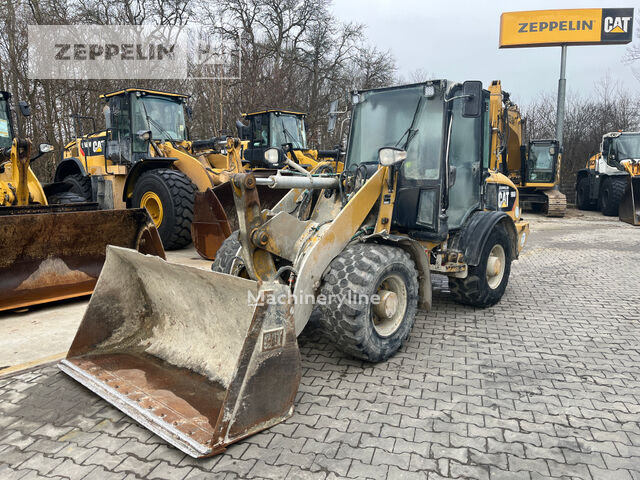 Caterpillar 906H prednji utovarivač