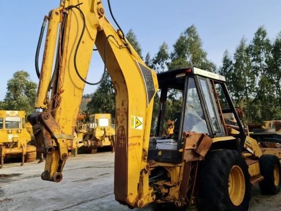 Strela bagera za Caterpillar 426B bagera-utovarivača