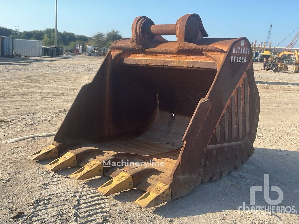 Prodaje se Hitachi 2000 mm Digging - Fits Hitachi kašiku za bager na aukciji