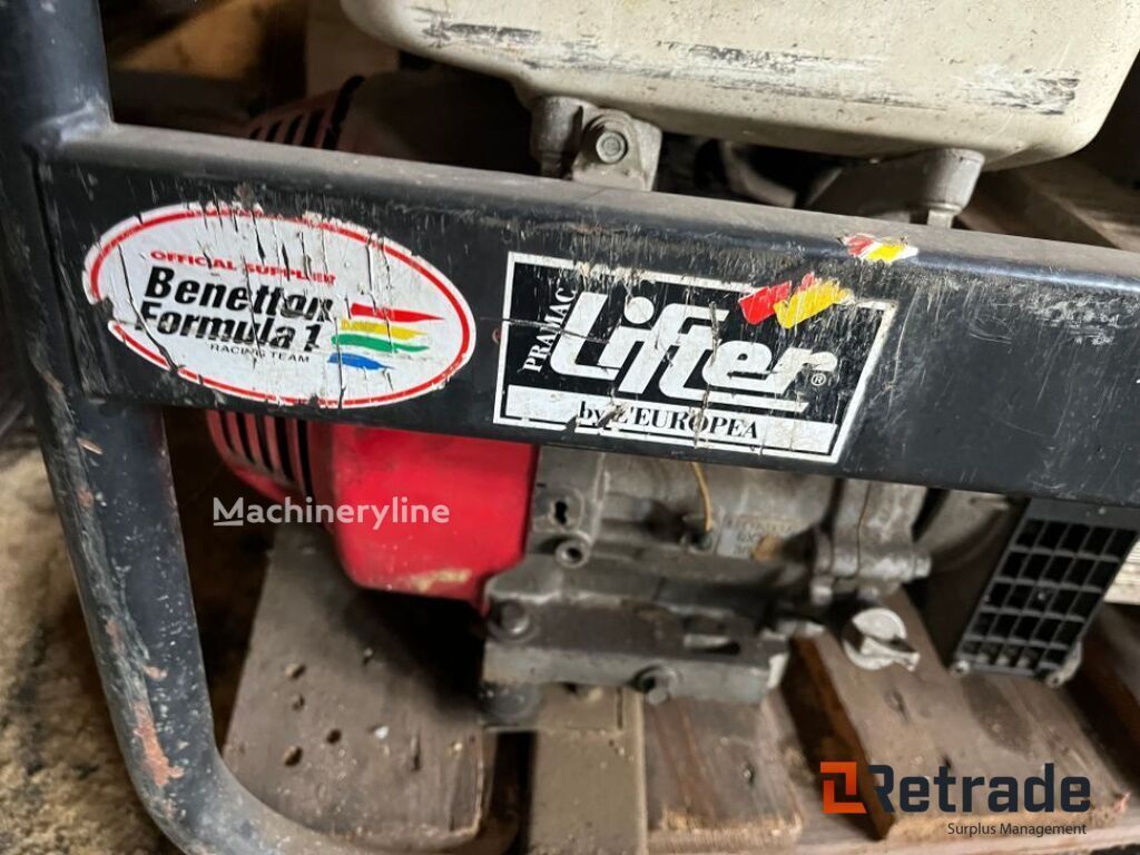 Prodaje se Lifter/ Honda GX 390 Generator Lifter A 100 SCM benzinski generator na aukciji