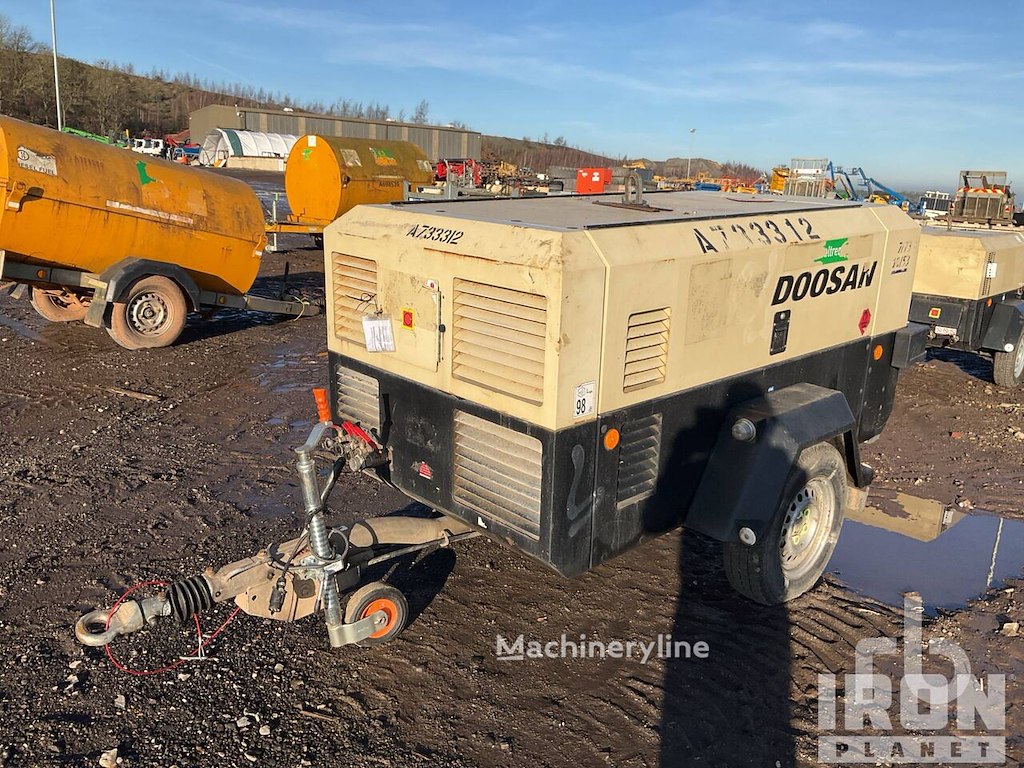 Prodaje se Doosan 773-1053 Mobile mobilni kompresor na aukciji