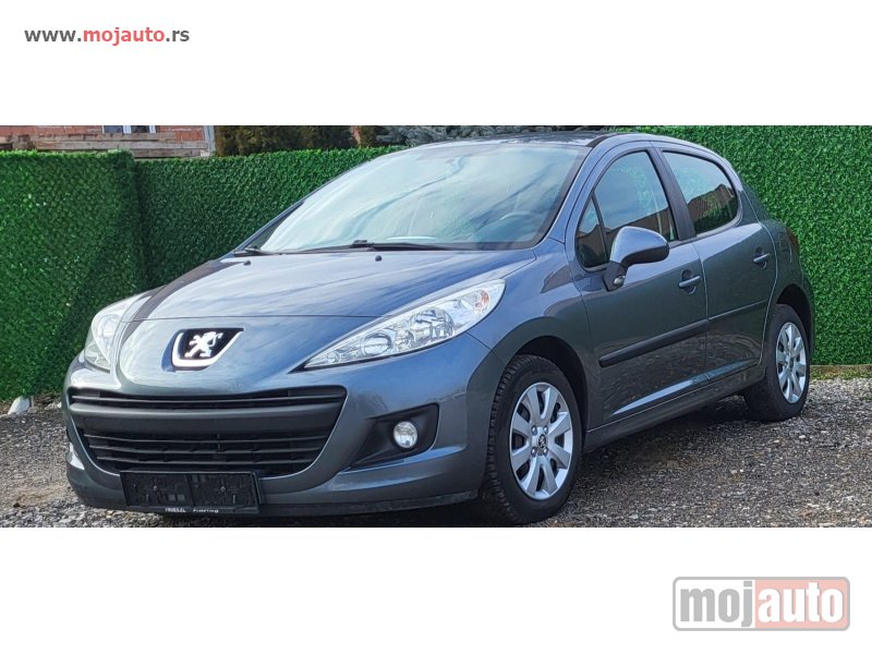 Peugeot 207 1.4 benzin,servisna