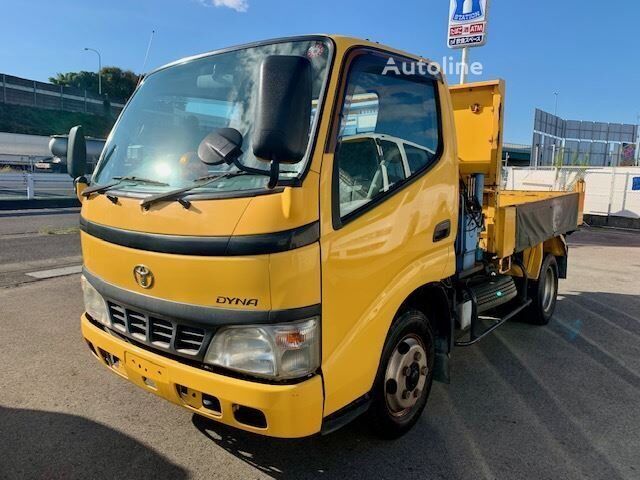 Toyota DYNA kiper