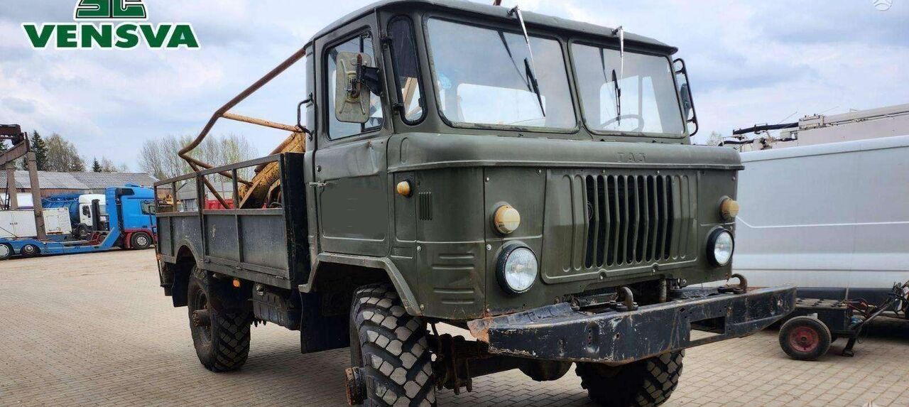 GAZ 66 MB kamion s ravnom platformom