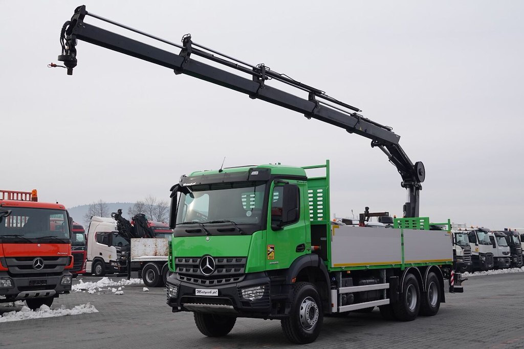 Mercedes-Benz AROCS 2636 / 6x4 / SKRZYNIOWY- 6,5 M / + HDS HIAB 4x wysów: 13 m kamion s ravnom platformom