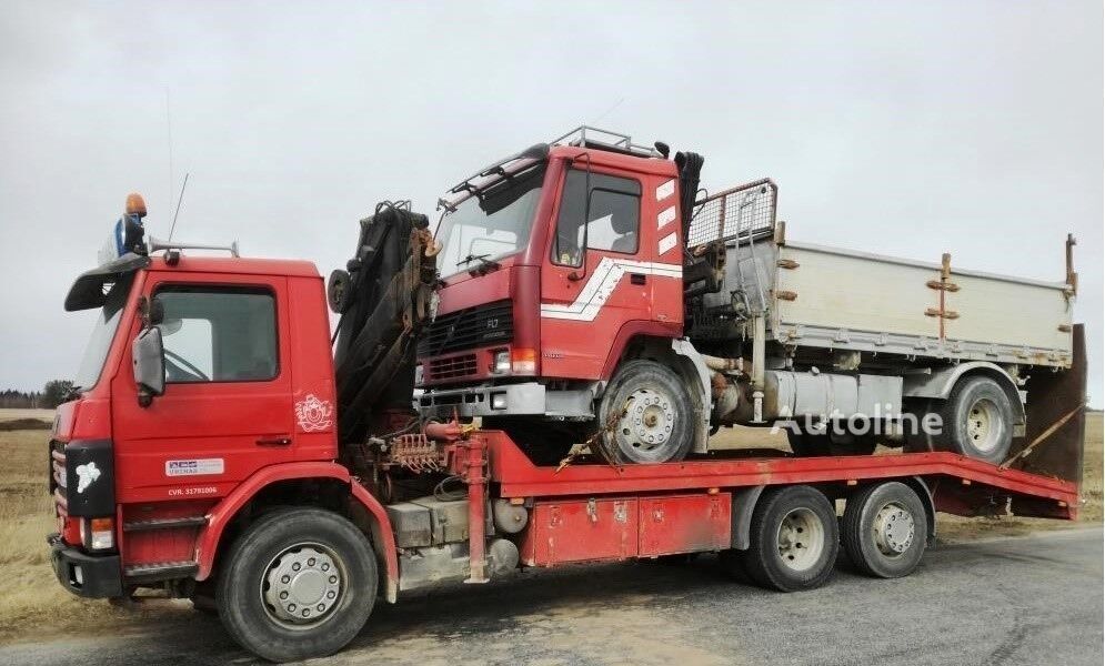 Scania 113 6x2 car-machine transport + crane kamion s ravnom platformom