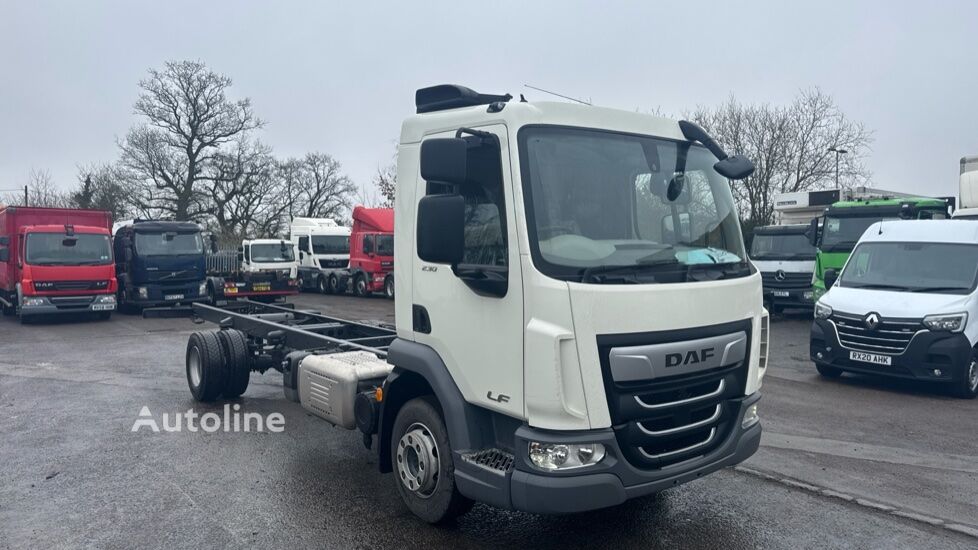 Prodaje se DAF LF 230 EURO 6 12 TONNE kamion šasija na aukciji