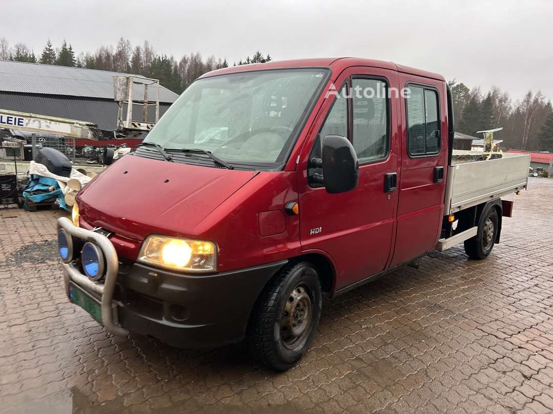 Prodaje se Peugeot BOXER 2.8 HDI kamion s ravnom platformom < 3.5t na aukciji