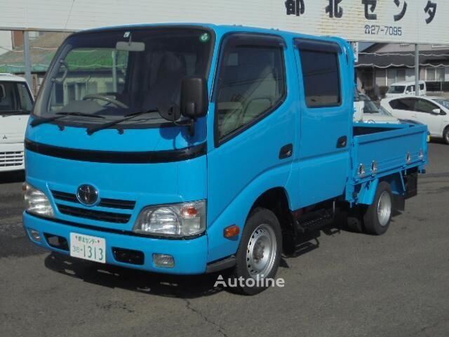 Toyota DYNA kamion s ravnom platformom < 3.5t