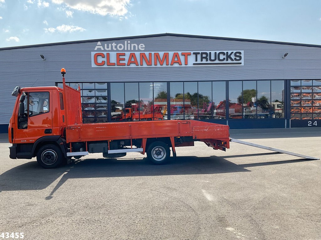 IVECO Eurocargo ML75E16 Autotransporter met oprijrampen