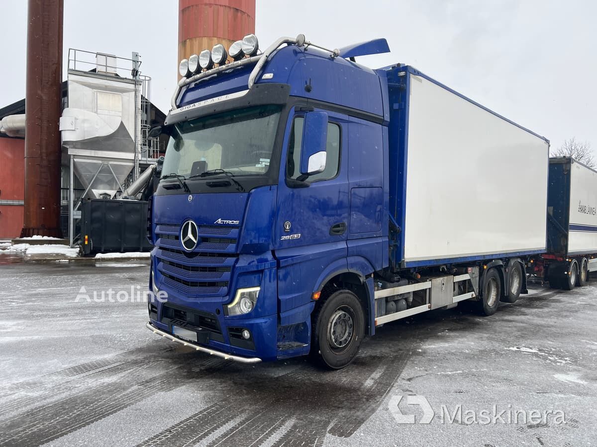 Prodaje se Mercedes-Benz Actros 2863 kamion za prevoz zrna na aukciji