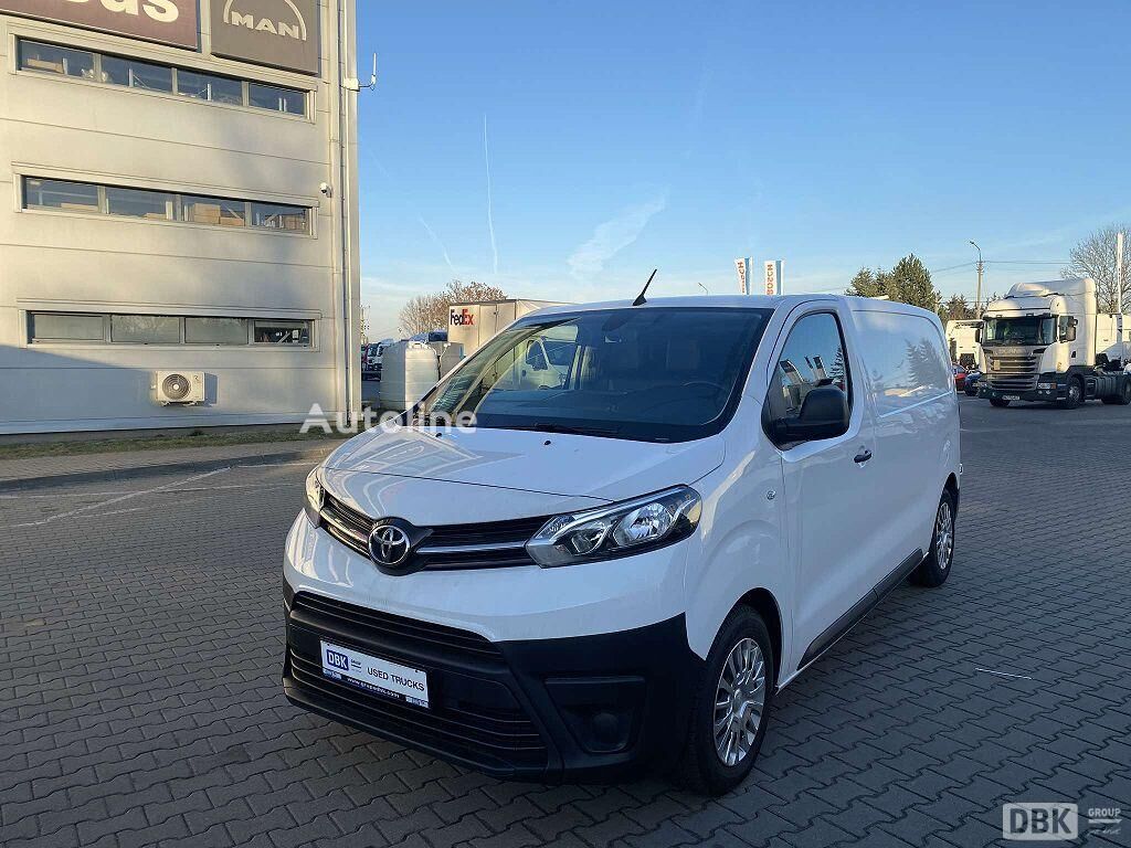 Toyota PROACE minibus furgon