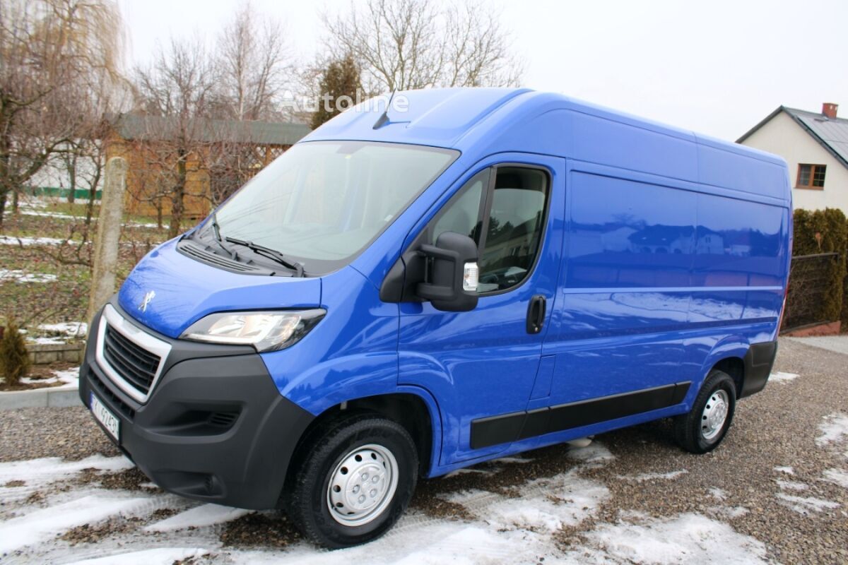 Peugeot Boxer minibus furgon