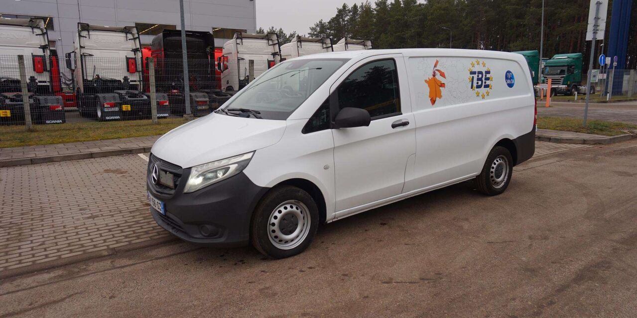 Mercedes-Benz Vito minibus furgon