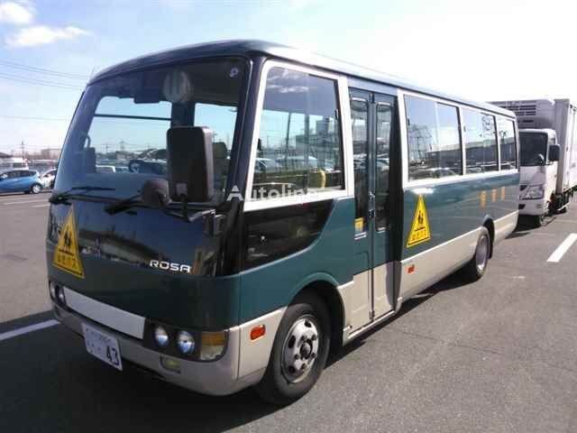 Mitsubishi ROSA prigradski autobus